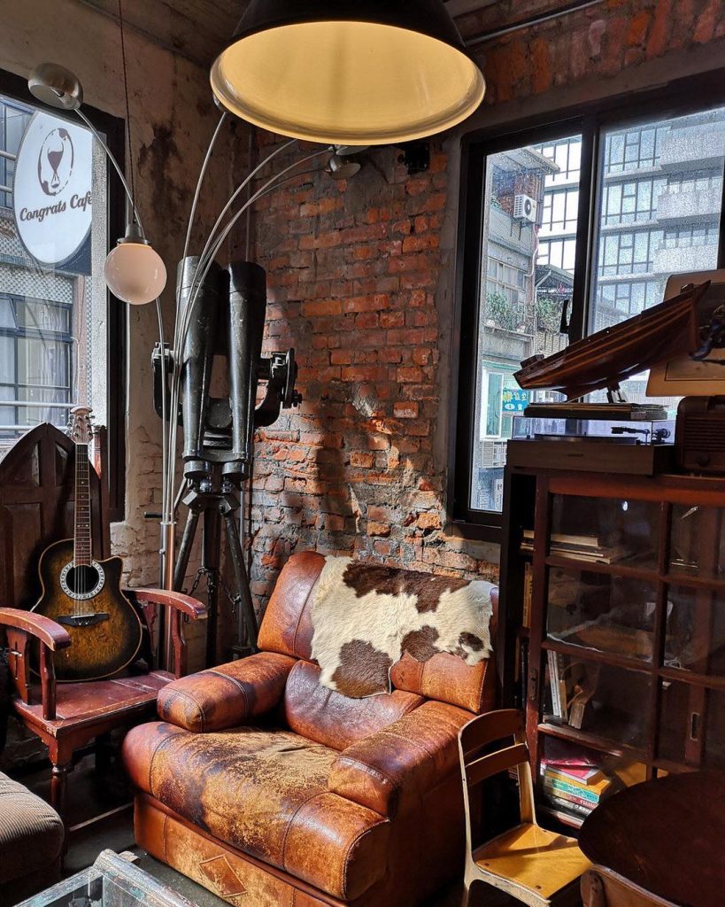 Cocktail of Pioneers (COP Bar)